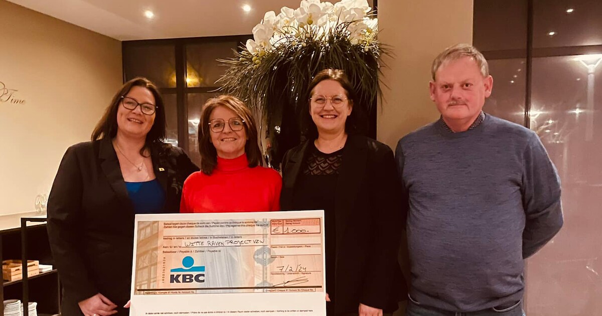 N-VA Beveren schenkt opbrengst collectebus aan Witte Raven | Beveren ...