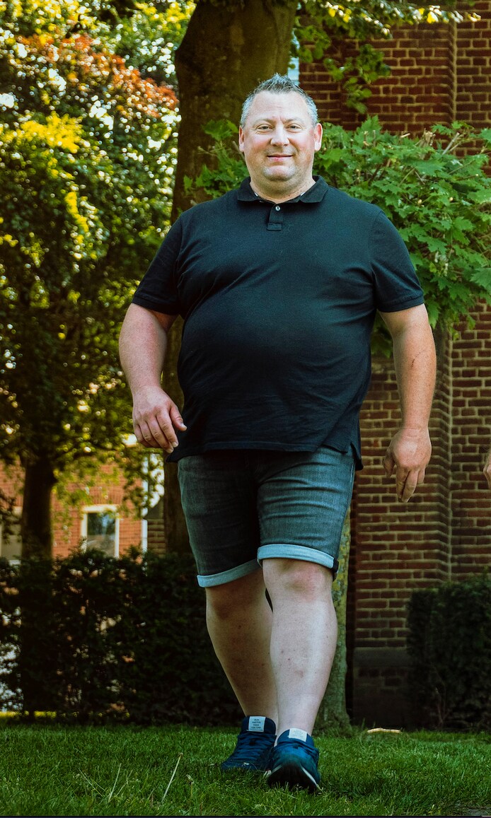 Buschauffeur Jimmy (43) sterft na hartaanval achter stuur: “Sluimerde ...