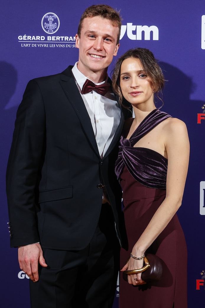 IN BEELD. Wesley Sonck en Virginie, Erik Van Looy en nog vele anderen: zij maakten grote sier op ...