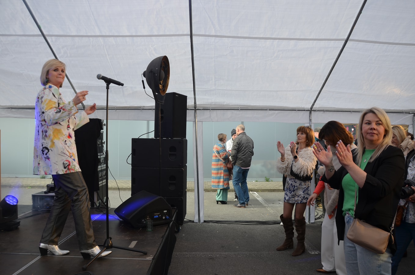 Andy Peelman bouwt feestje voor 15-jarig bestaan van Relaqs en ...