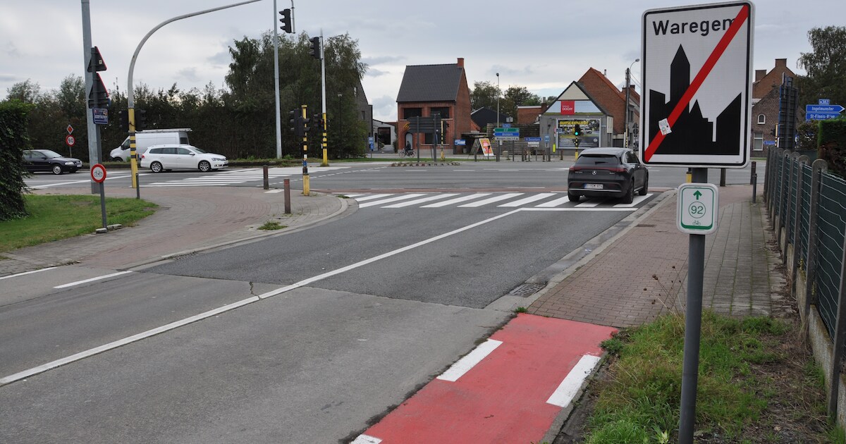 Voorsorteerstroken op kruispunt Duthoystraat en Desselgemseweg ...