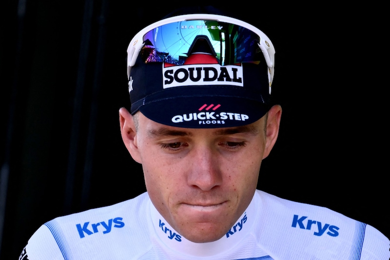 Ouders van Remco Evenepoel beleven Ventoux-rit ondanks opgave ter ...