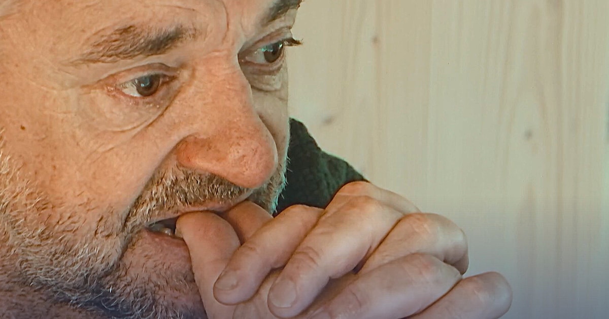 Tom Waes laat tranen de vrije loop in ‘Kalm Waes’: “Dit is zo diepgaand ...