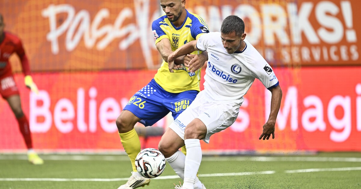 STVV-kapitein Visar Musliu bedankt Bertaccini na 3-1-zege tegen Gent ...