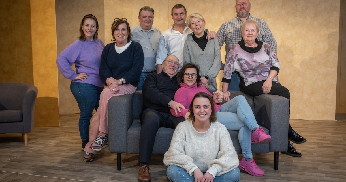 Josefien (27) gaat haar (groot)ouders achterna bij toneelgroep Podi ...