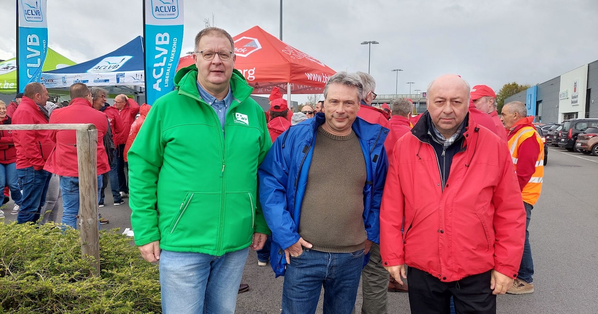 Nationale actiedag: vakbonden delen soep uit en gaan in gesprek met ...