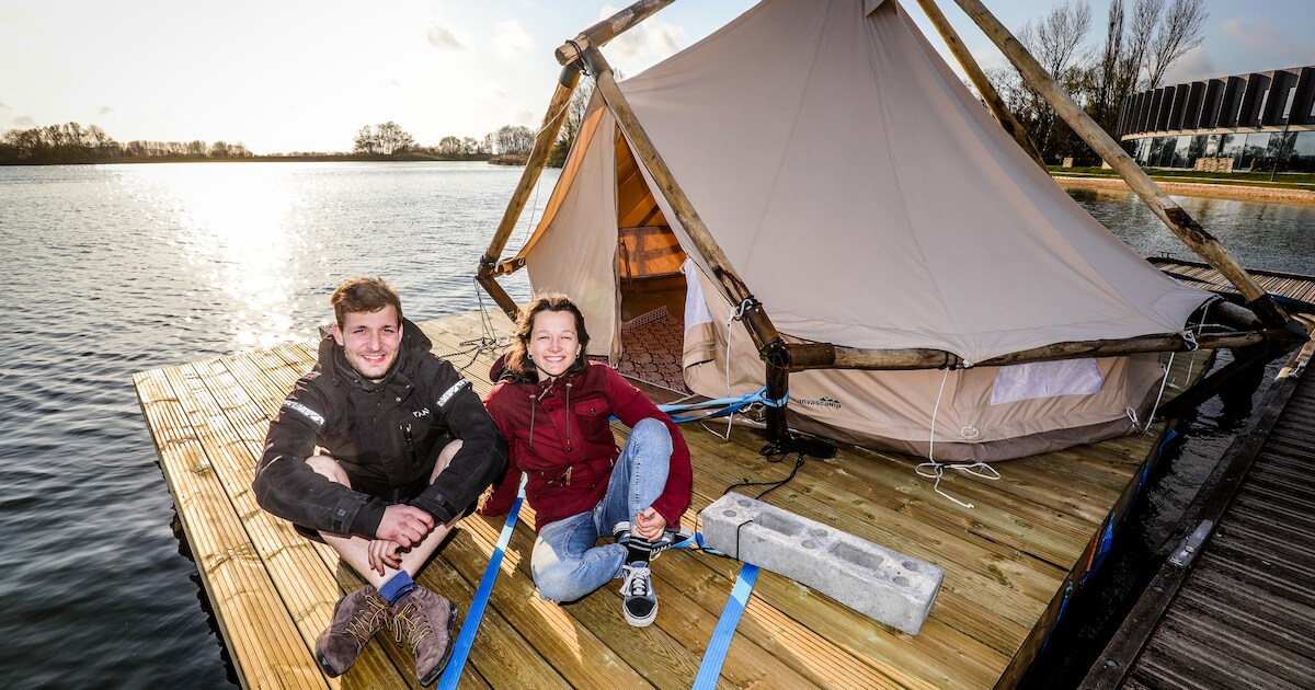 Op zoek naar een avontuurlijke vakantie? Brugs koppel heeft eerste vlot ...