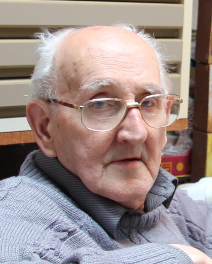 Pastoor Louis Van Overloop (90) overleden | Beveren | hln.be