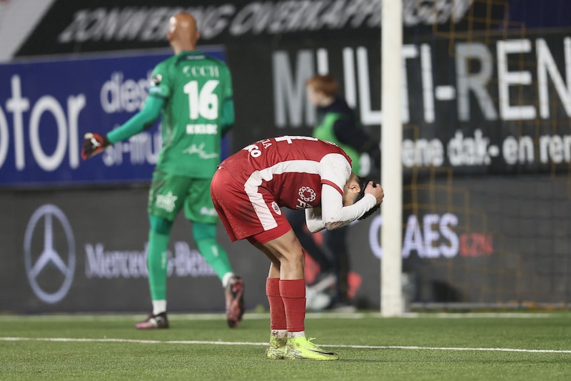 Lamkel Zé als een doorn in het oog van Antwerp: Kameroener scoort tegen ...