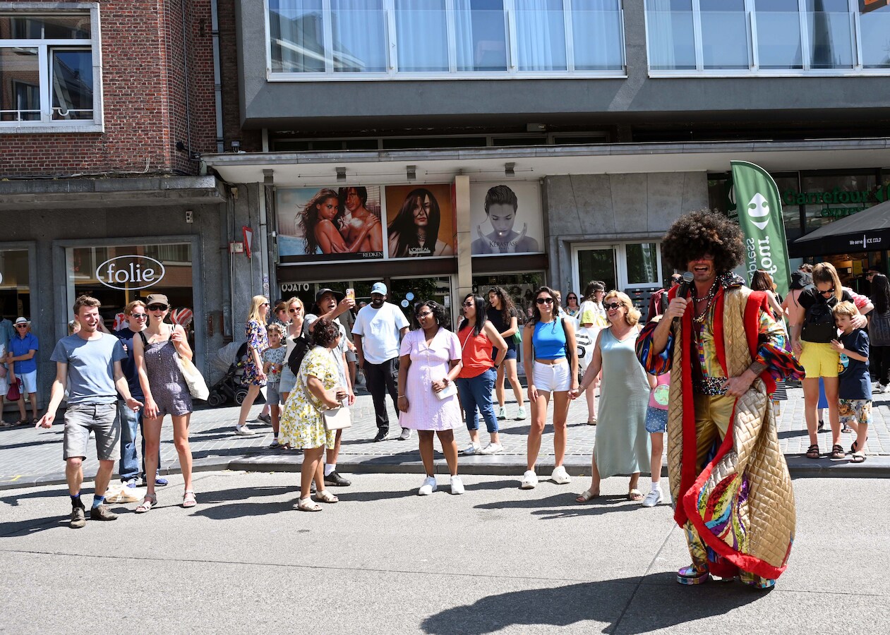 Warme editie van De Langste Dag in Leuven zorgt voor grote opkomst ...