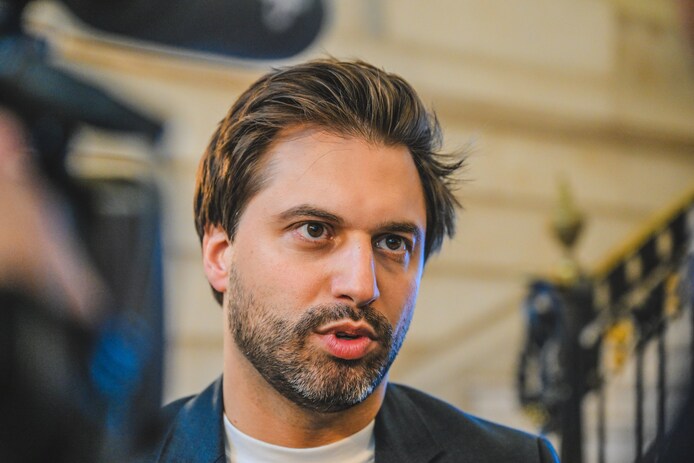 MR-voorzitter Bouchez: Vandenbroucke wil “staatsgeneeskunde” invoeren ...