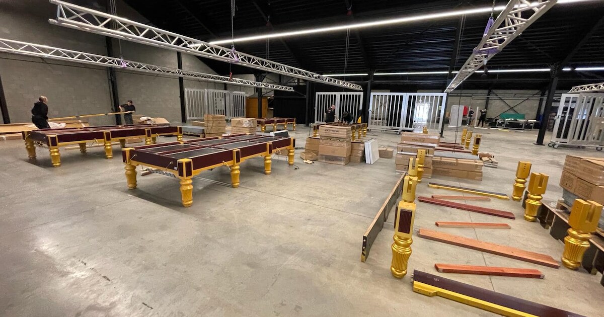 Vijf weken lang snooker in Hangaar 44: Britse en Belgische profs gaan ...