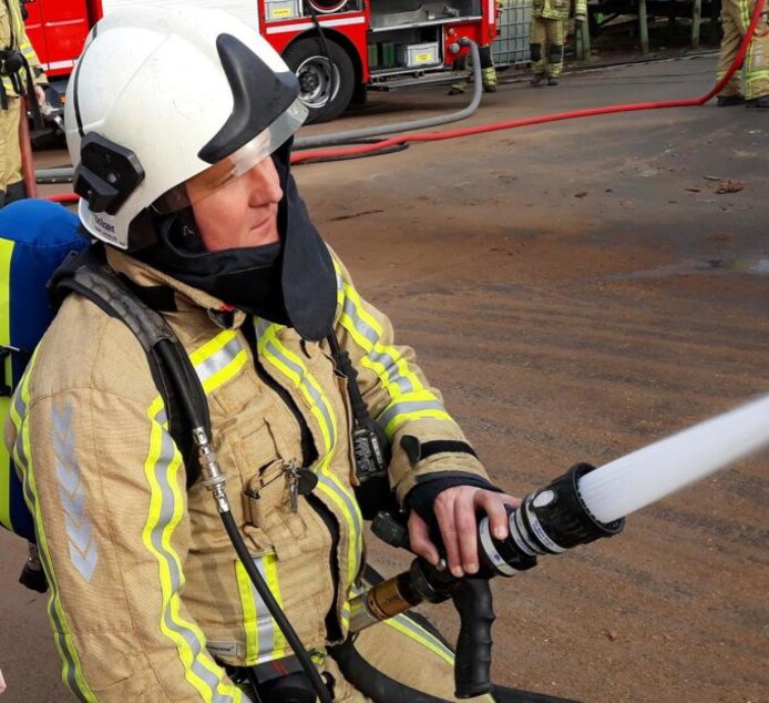 Brandweerkorporaal Kris Dewilde (46) onverwacht thuis overleden na ...