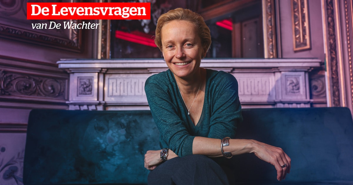 Minister Annick De Ridder: “Nog altijd, als ik vrouwen van 35 hoor zeggen dat ze tijd hebben om ...