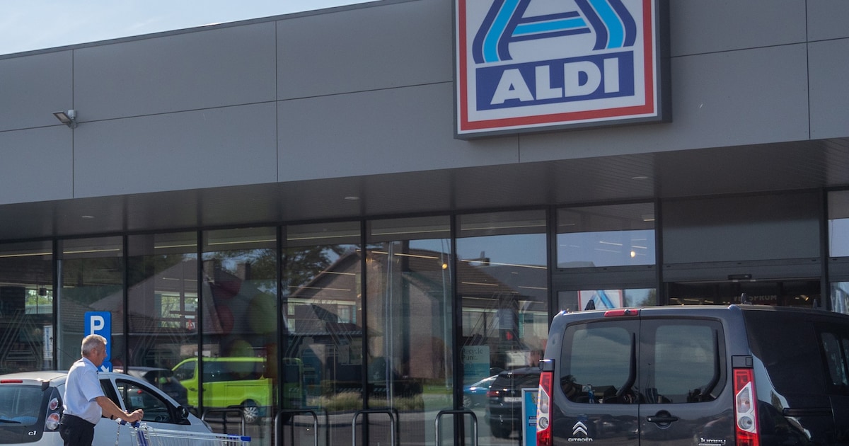 Aldi pakt uit met grote golf prijsverlagingen en promoties | Economie ...