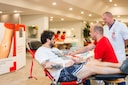 Bloed geven tussen de filmzalen: Rode Kruis organiseert opvallende ...