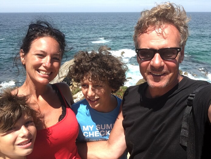 Hoe zou het nog zijn met tv-maker Karl Symons? “Ik heb eindelijk de ...