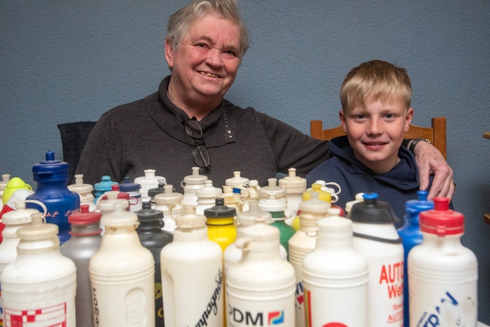 Charles-Victor (9) kreeg bidon van Pogacar niet, maar krijgt nu wel ...