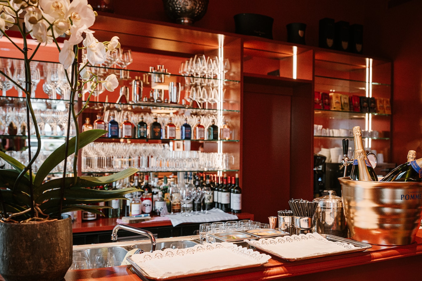 Patrick (63) van ’t Nieuw Stadion opent nieuw restaurant en daar zijn ...