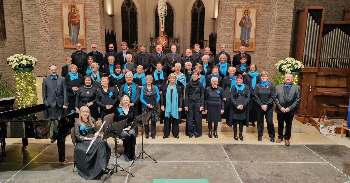 Koor Vrolijke Musici en Davidsfonds houden geslaagd kerstconcert ...