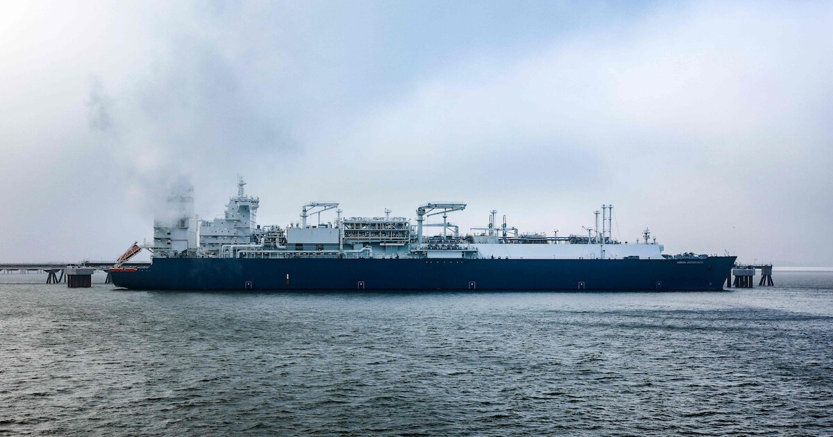 Duitsland opent eerste drijvende LNG-terminal | Buitenland | HLN.be