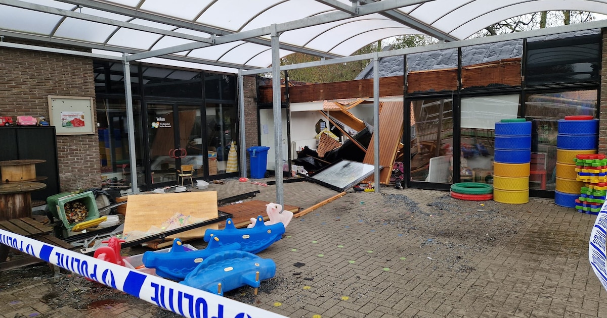 Dak van kleuterklas in Kluisbergen stort in: “Verschieten toen ...