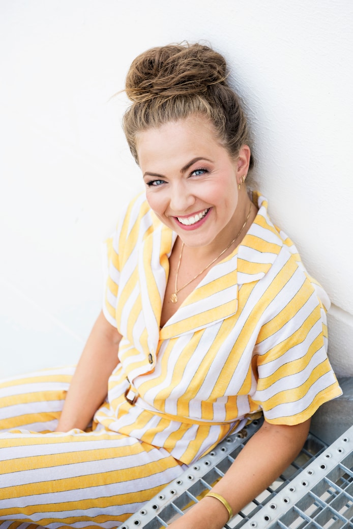 33. Frances Lefebure: Geen suikerspin maar een pomme d'amour | De Krant ...