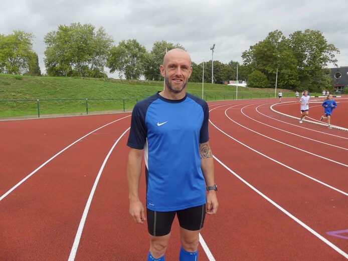 Lieven (46) kan niet meer winnen van kanker, maar staat straks aan start van marathon: "Sport ...