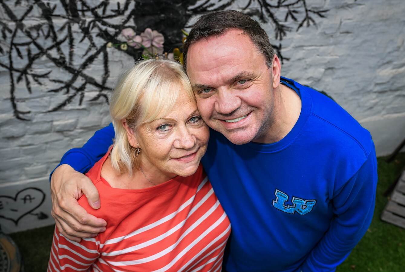 Na scheiding vindt Steve Tielens steun bij mama Adeline: "Ik heb hen ...
