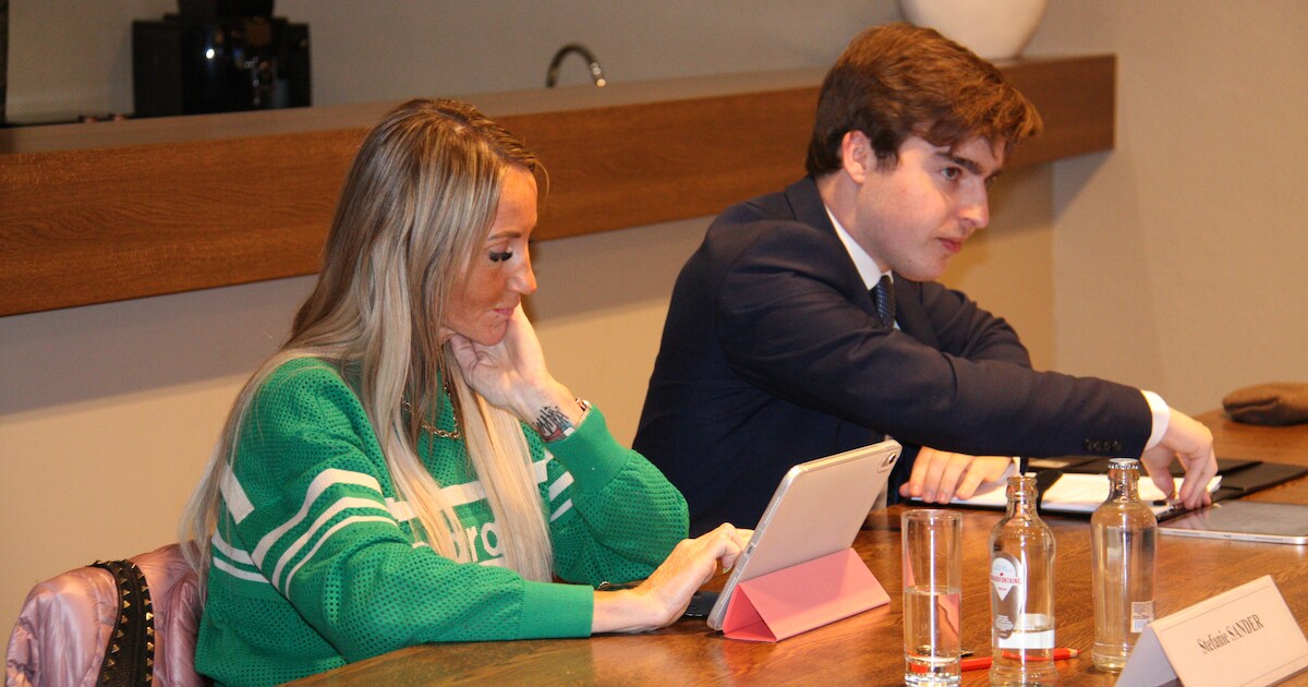 Na buitenzetten van Stefanie Sander is student Elias Brodeoux (20 ...