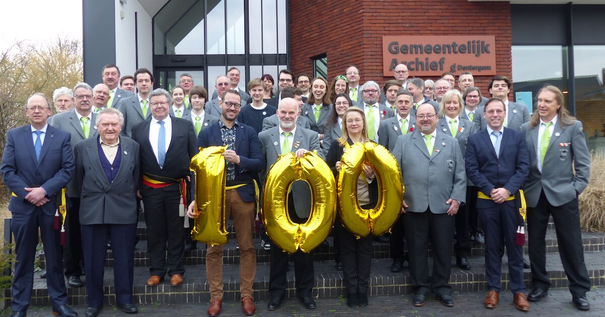 De Lustige Vrienden vieren 100 jaar wel en wee: “Vrijwel altijd feest ...