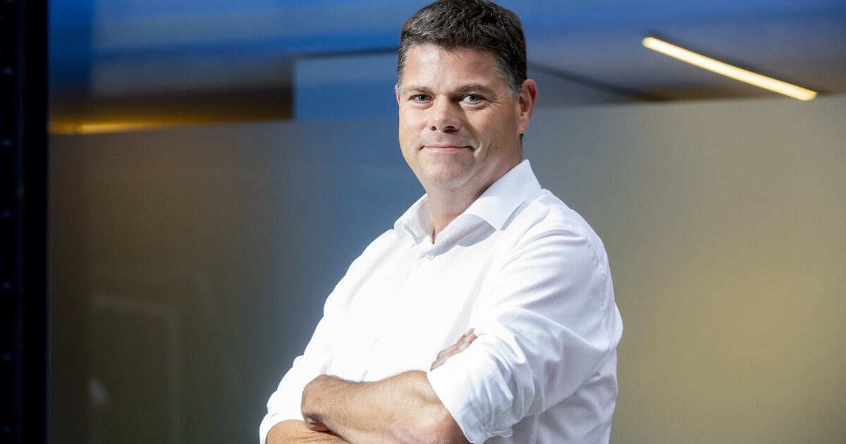 Hebt u een vraag voor de nieuwe Open Vld-voorzitter Tom Ongena? | VTM ...