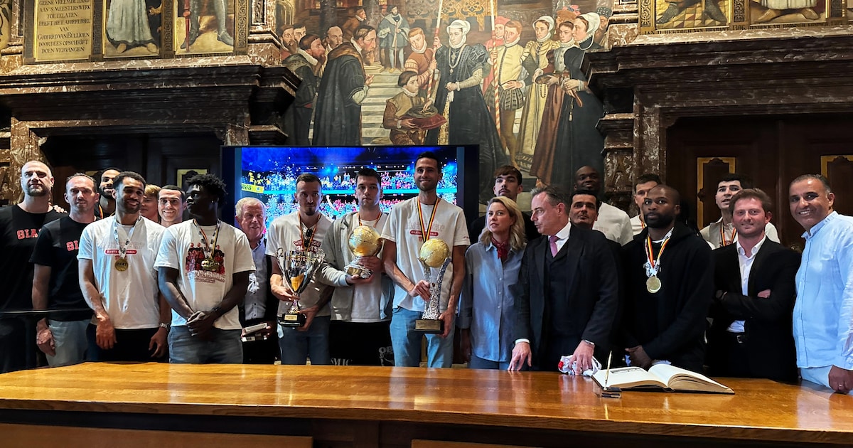 Voor de eerste keer in kwart eeuw: Antwerp Giants vieren titel op ‘t ...