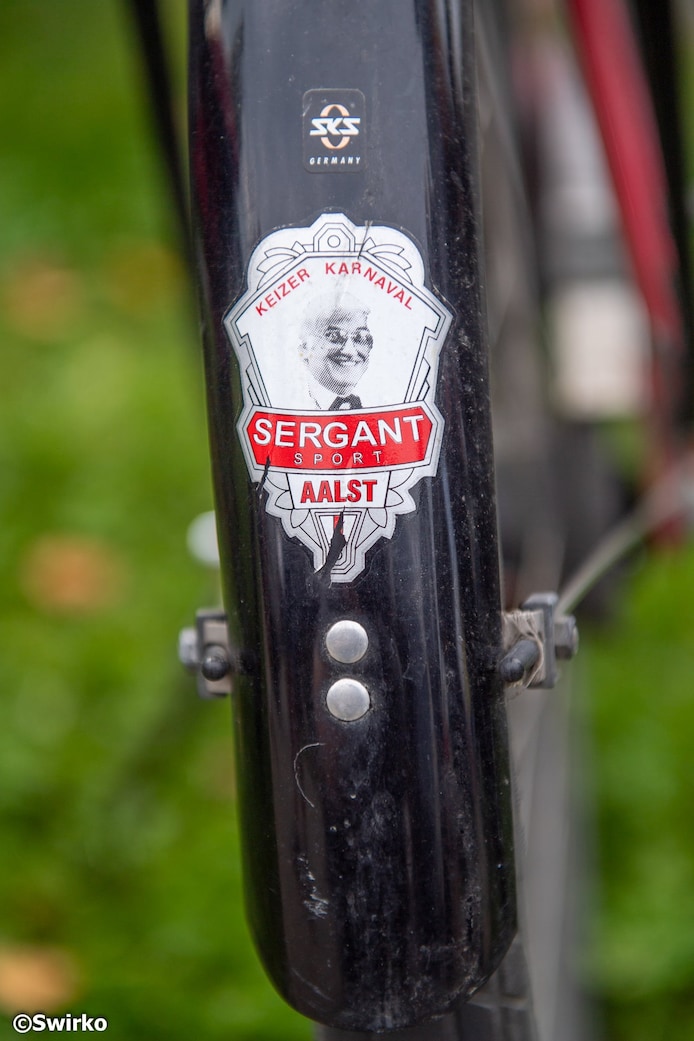 Monumentale muurschildering is eerbetoon aan keizer Kamiel Sergant ...