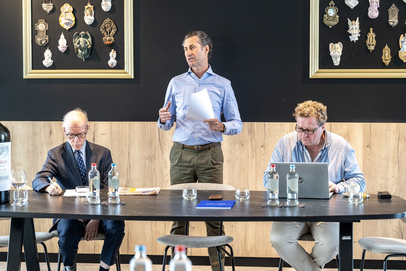 Zakenman praat voor het eerst over de ‘golfoorlog’ in Knokke-Heist ...