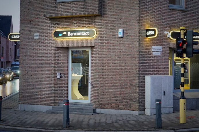 Vernieuwd Batopin punt maakt contant geld vlotter toegankelijk voor ...