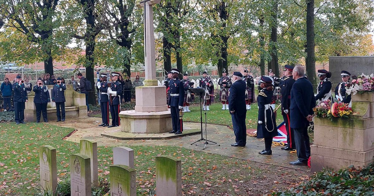 Jeugd centraal tijdens herdenkingsplechtigheid British Torch of ...