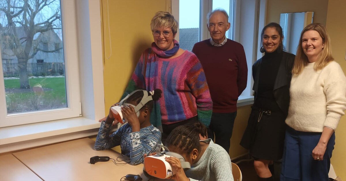 Deze anderstalige kinderen leren Nederlands met VR-bril: “We merken dat ...