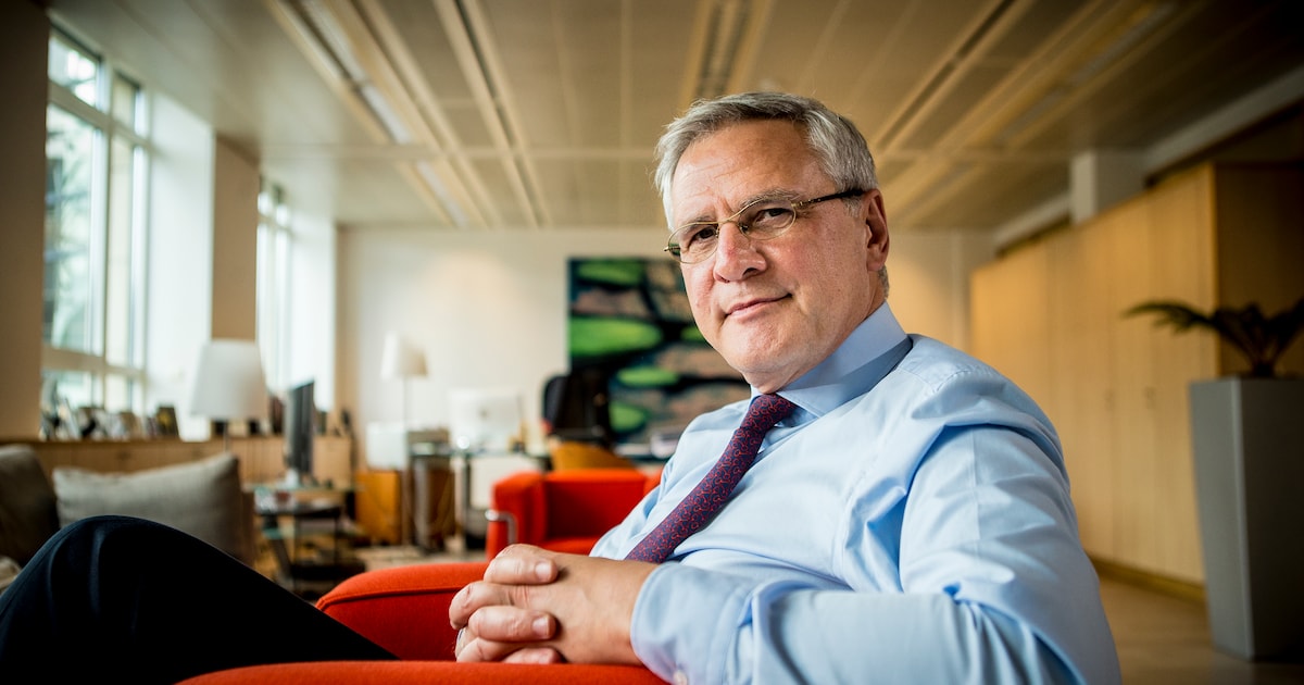 Kris Peeters gaat weer verhuizen | De Krant | HLN.be
