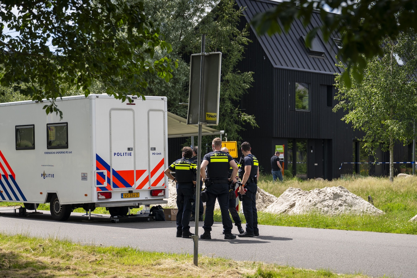 Buren zagen al jaren “apart gedrag” bij tienerdochter uit Groningen die ...