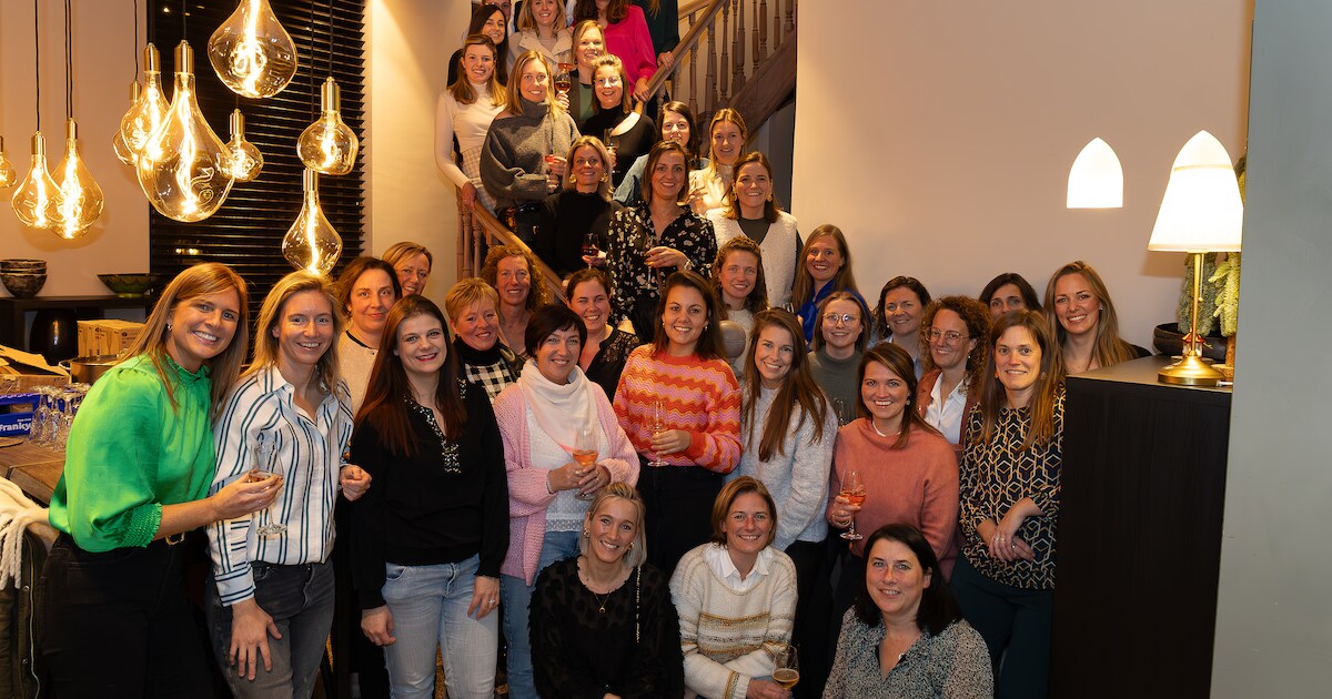 Kanegemse dames vieren voor het eerst eigen Sint-Elooi | Tielt | HLN.be