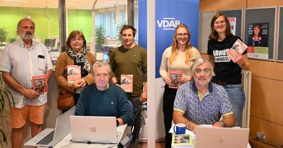 Nieuw digipunt in Roeselaars VDAB-kantoor: "Voldoende digitaal vaardig ...