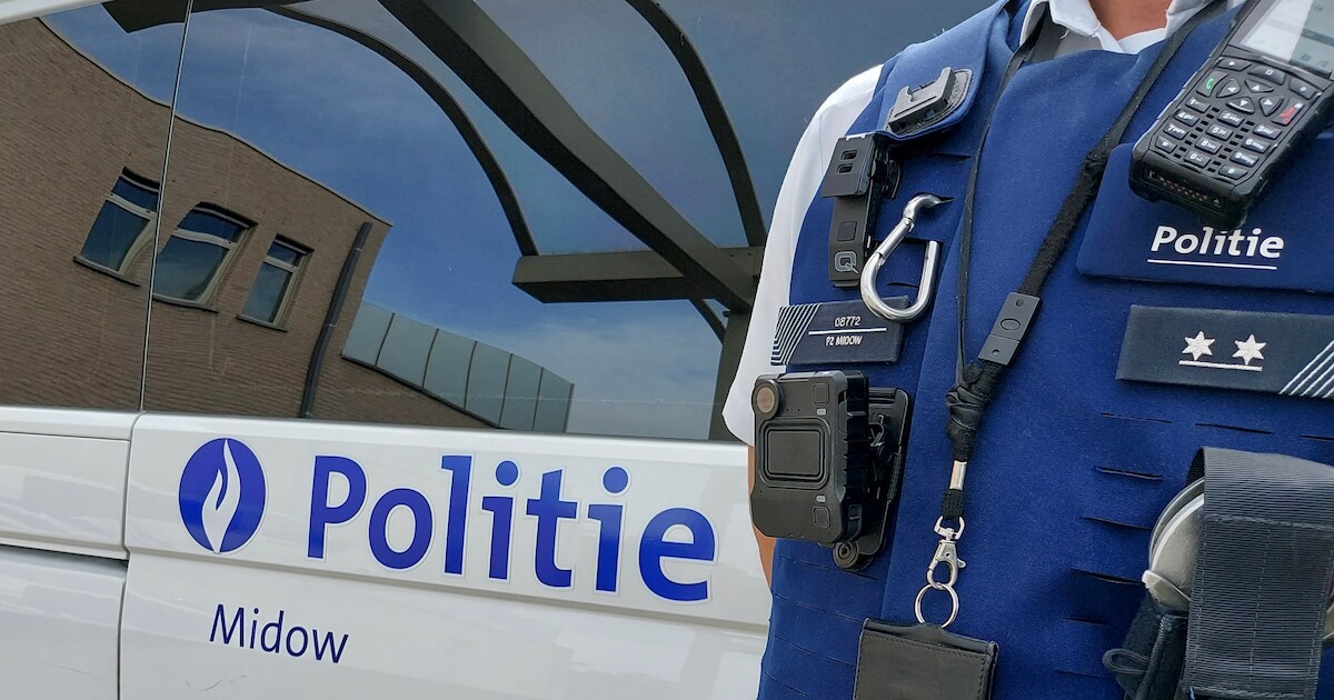 “Stap niet meer in je wagen”, zei de politie. Maar dertiger deed het ...
