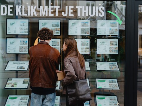 Tweeverdieners spenderen meer dan derde van loon aan wonen ...