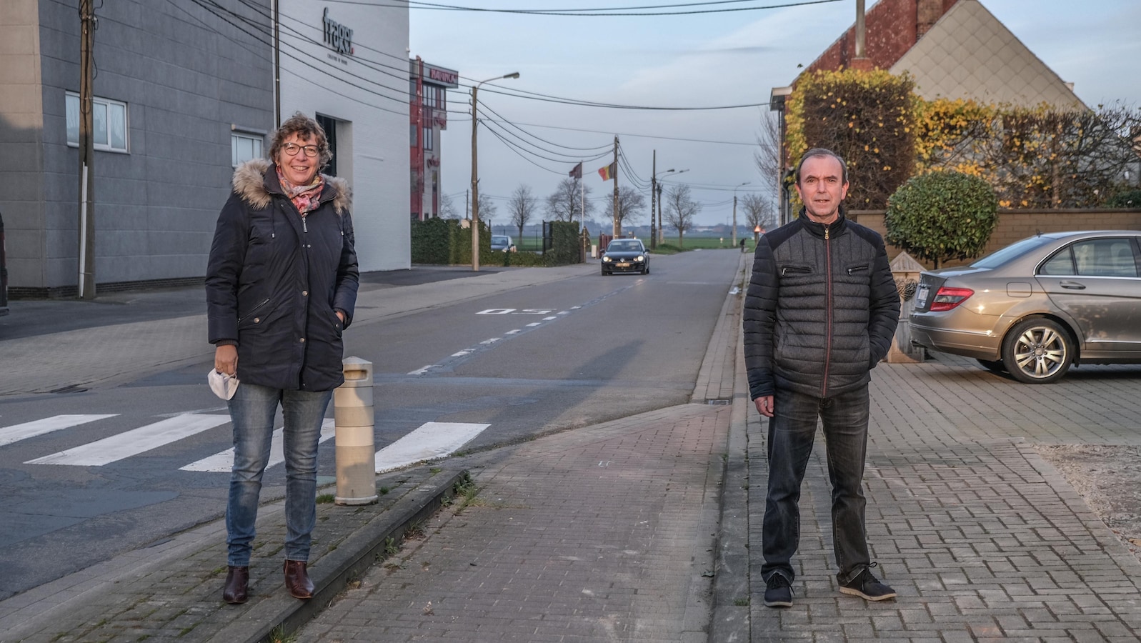 Werkelijk álle fracties strooien met lof en anekdotes bij afscheid van ...