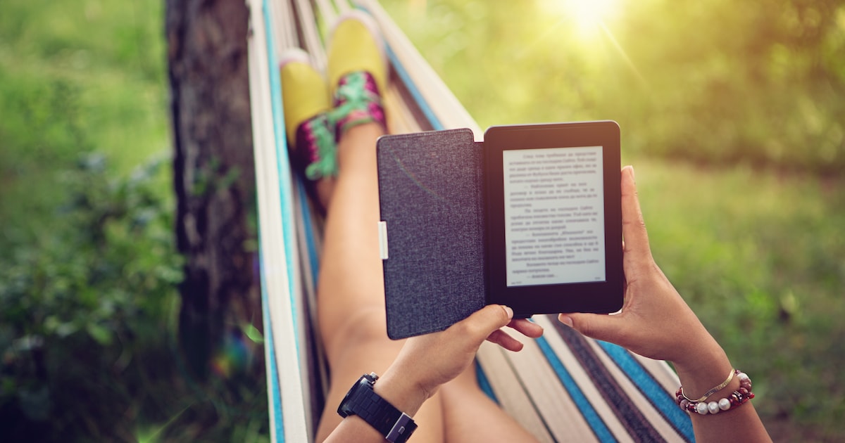Bibliotheek Brecht biedt gratis e-boeken aan | Regio | HLN.be