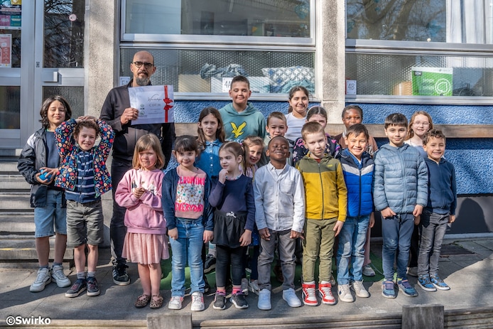 Bijna 700 euro voor Ruyskensveld dankzij DvM Basis Aalst: “Kinderen ...
