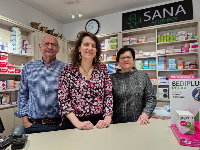 Apotheek in Sint-Jansstraat neemt nieuwe start als SANA | Staden | hln.be