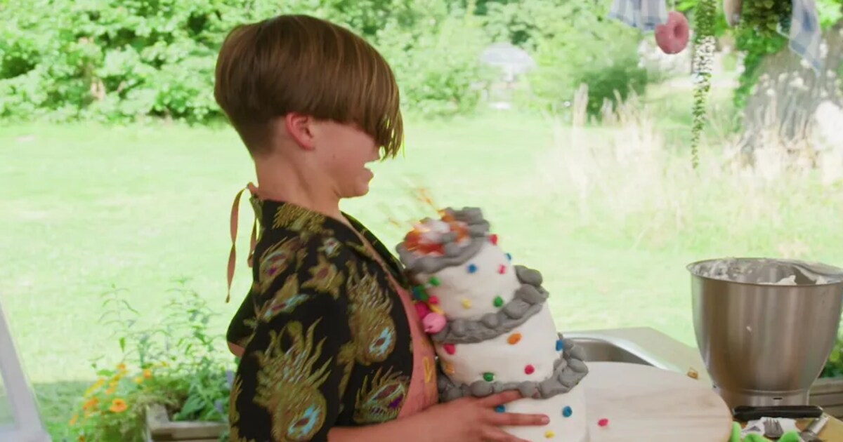 Finale van ‘Junior Bake Off’ zorgt voor tranen in de baktent: “Mijn taart is gevallen!” | TV ...