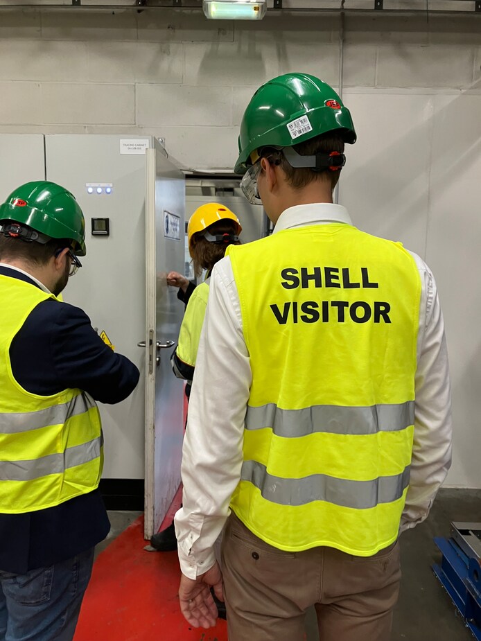 Stijn De Roo (CD&V) op werkstage bij Shell: “Meer dan tankstations ...